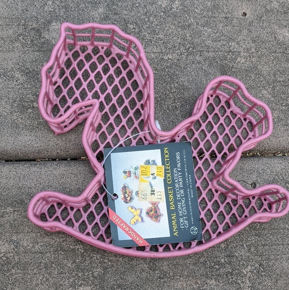 Vintage | Storage & Organization | Set Of Small Desk Organizer Baskets ...